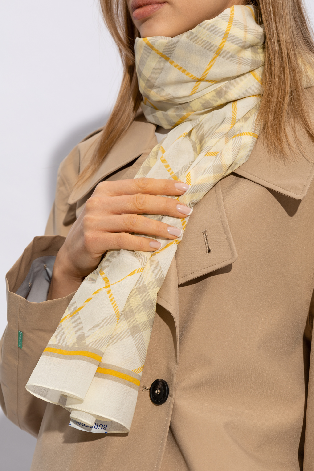 Burberry scarf womens gold store